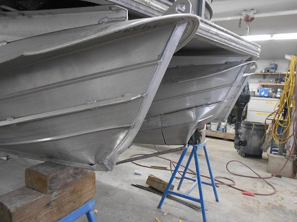 Some Common Problems With Pontoon Tubes | Anchor Marine Repair